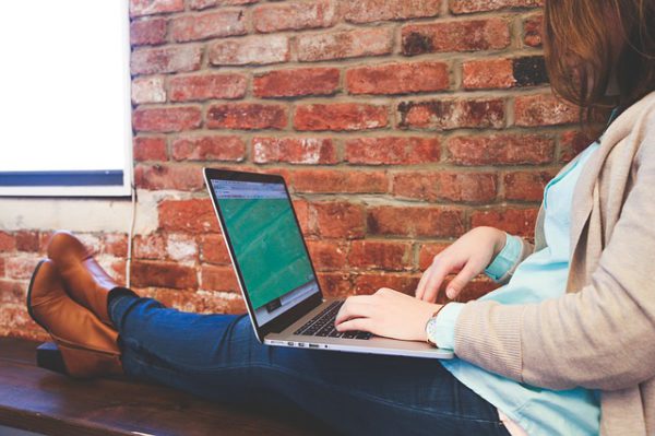 What Is The Laptop Lifestyle | Is it really achievable?